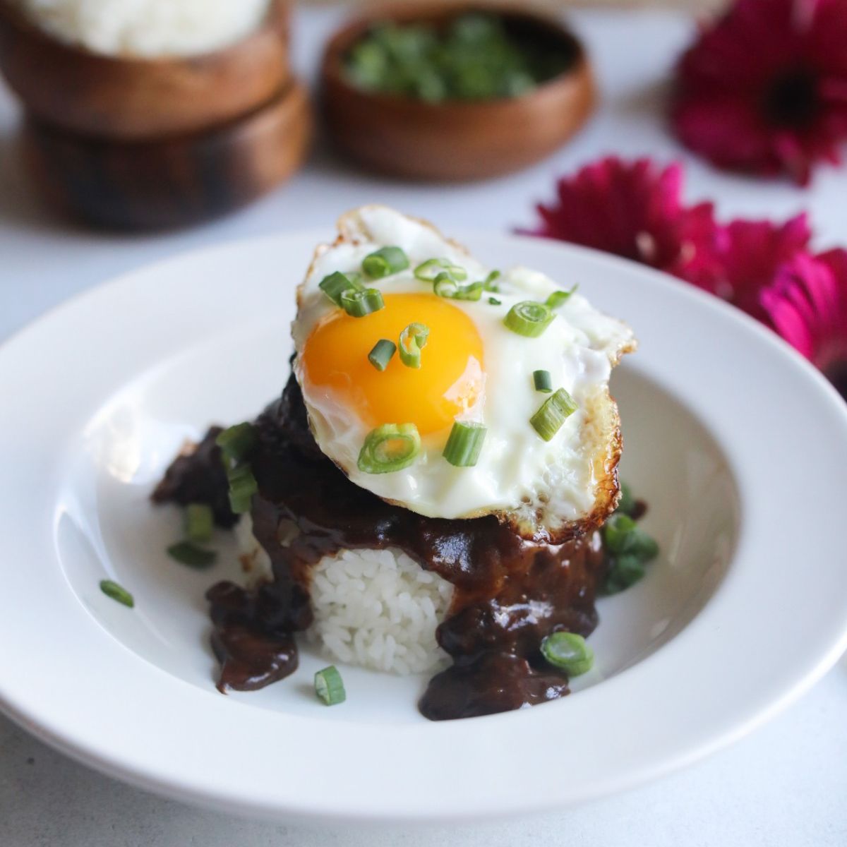 How To Make Hawaiian Loco Moco Recipe - Seasoned to Taste